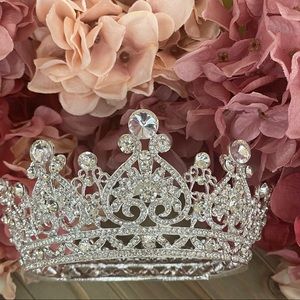 Accessories | Regal Silver Crystal Bridal Circular Crown Tiara | Poshmark